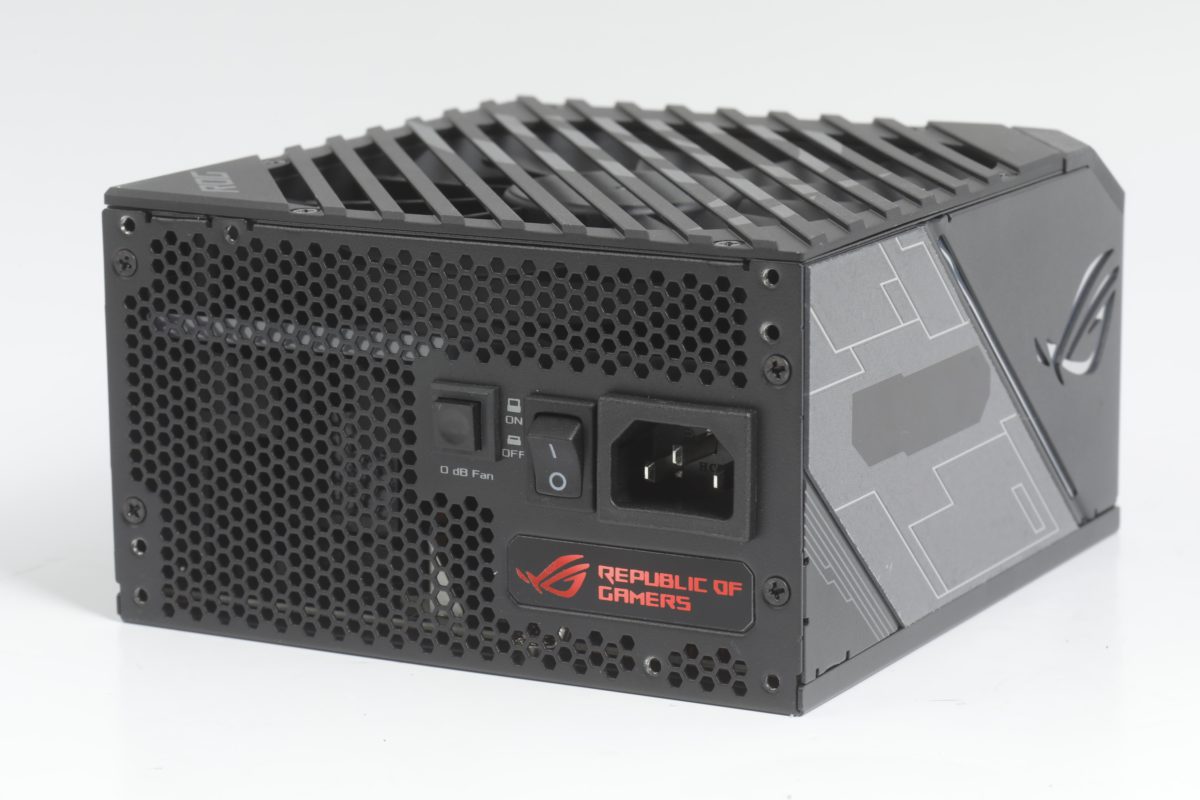 OLED 顯示面板 ASUS ROG THOR 850P 火牛開箱 - PCM