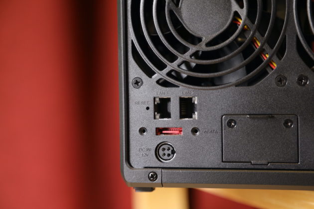 Synology DS923+ 實試！雙 NVMe SSD．10Gbps 簡易升級！ - PCM