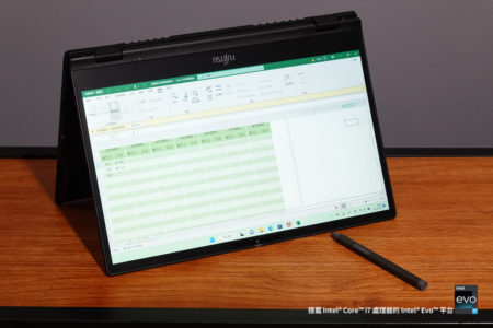 Fujitsu LIFEBOOK U9 系列手提電腦 極致輕薄多功能 + 日本製造 - PCM