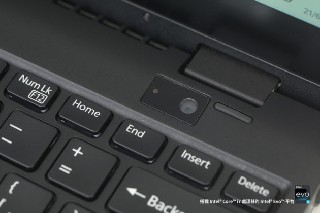 Fujitsu LIFEBOOK U9 系列手提電腦 極致輕薄多功能 + 日本製造 - PCM