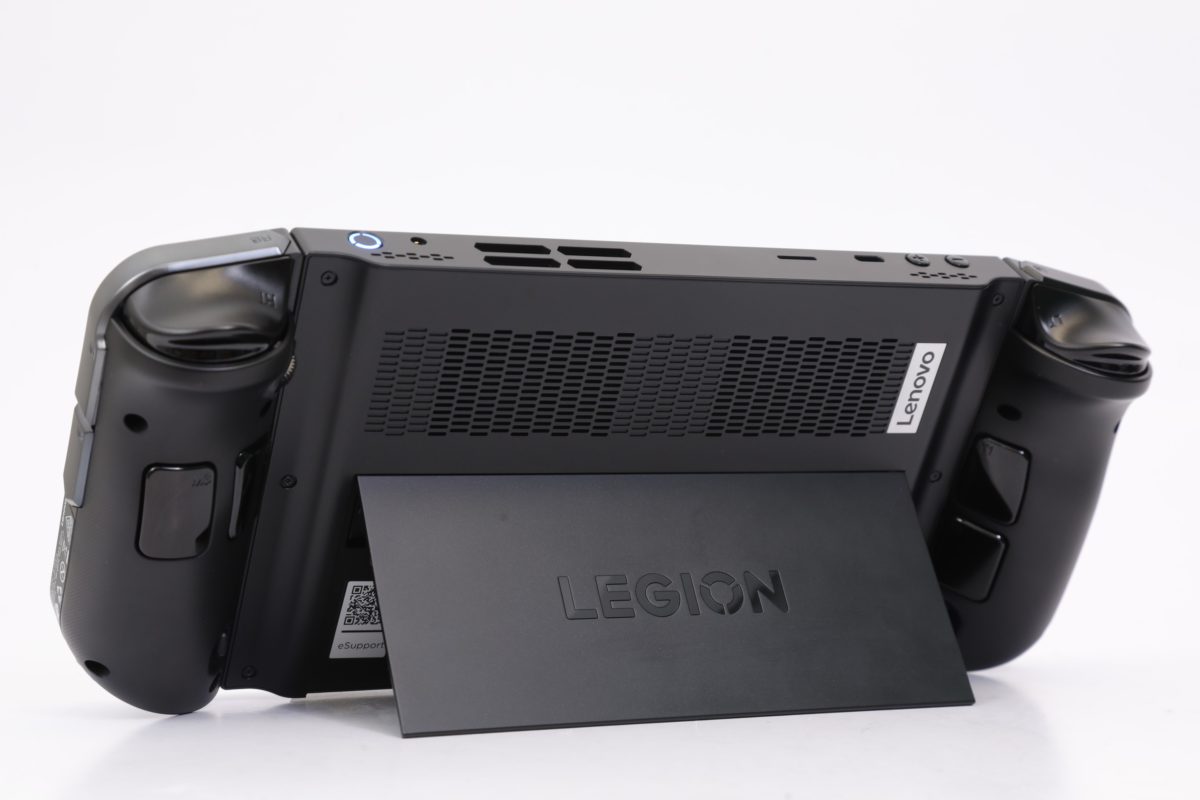 問鼎「掌門」最強 Legion Go 試玩 - PCM