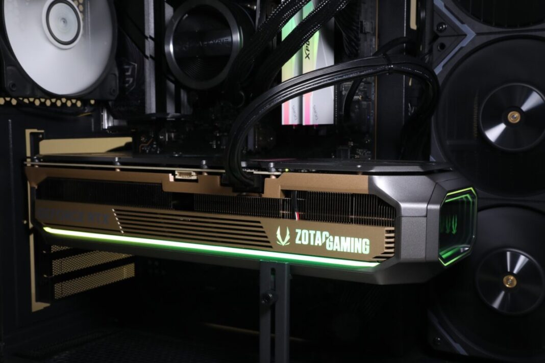 無限之鏡製 ZOTAC GAMING GeForce RTX 5070 Ti AMP Extreme INFINITY - PCM