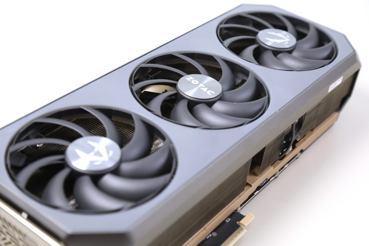 無限之鏡製 ZOTAC GAMING GeForce RTX 5070 Ti AMP Extreme INFINITY - PCM