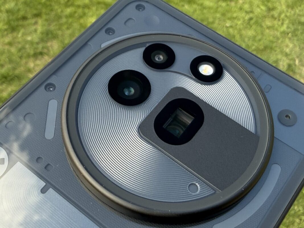 Nothing Phone (3a) Pro 試用 首度加入潛望鏡頭及 AI 管理 Essential Space - PCM