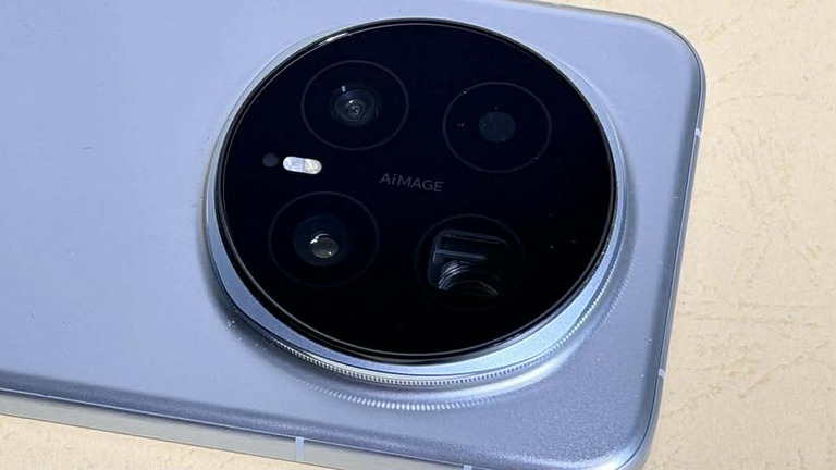 2 億像素遠攝 + AI 再升級 + 航母級 7200mAh 大電 HONOR Magic8 Pro 登場 - PCM